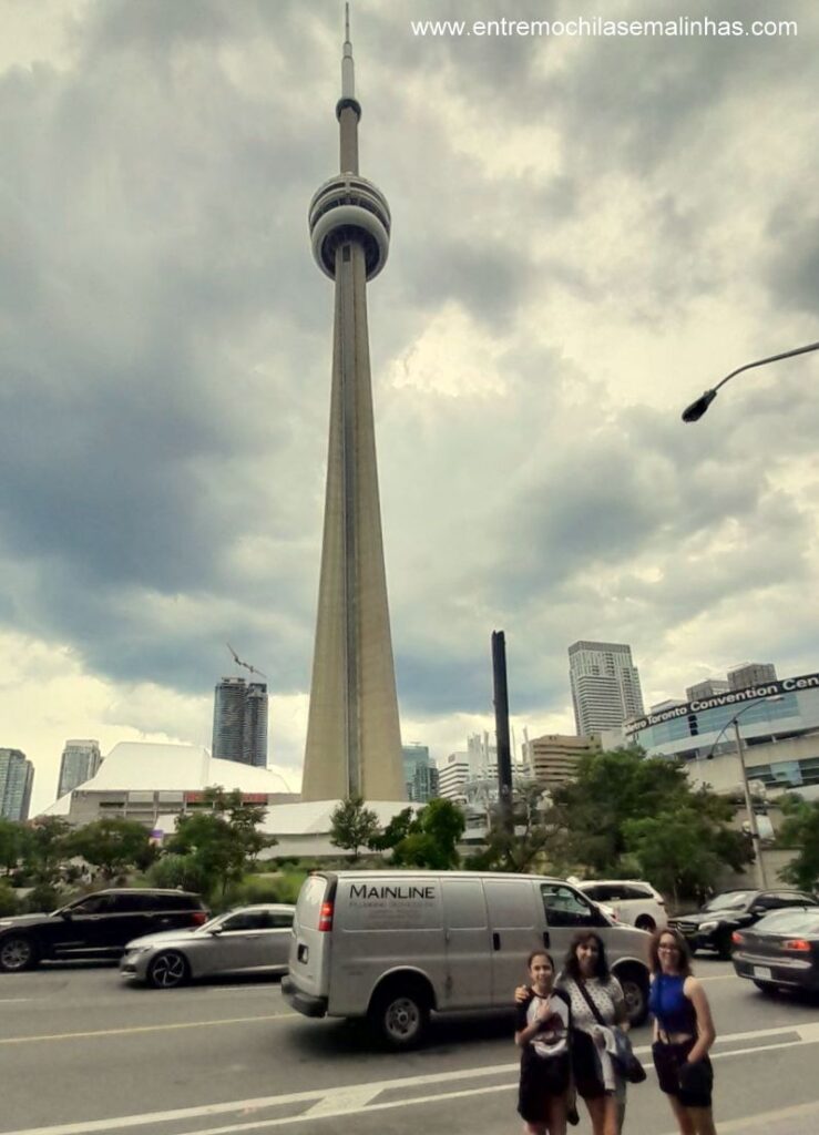 CN Tower: tudo sobre a atração mais famosa de Toronto | Entre Mochilas ...